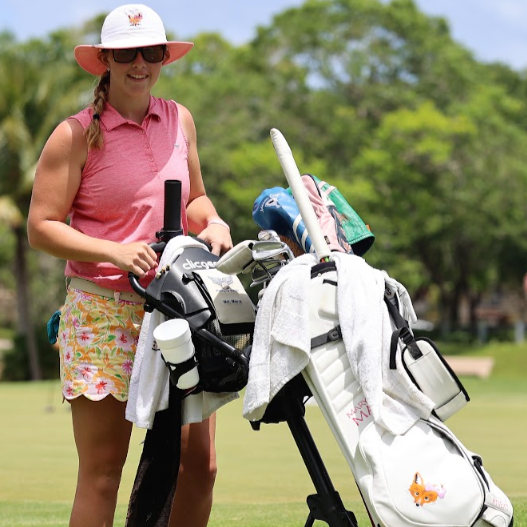 The Ultimate Guide to Choosing the Perfect Golf Bag for New Golfers